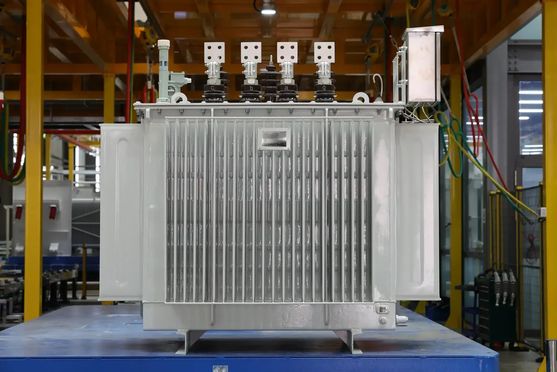 Dry Vs Oil Transformers: Differences & Insights - Daqo Group